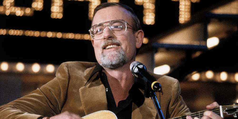 ‘My Land Is Kenya’ Folk Singer Roger Whittaker Dead At 87